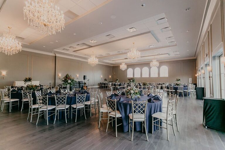 Navigating the Rehearsal Dinner Seating Chart: Who Sits Where? - The ...