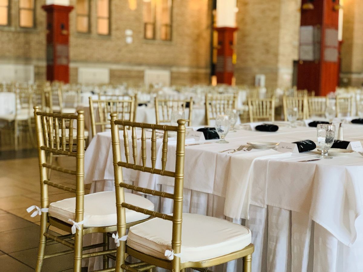 Wood vs Resin vs Metal Chiavari Chairs: An Honest Comparison - The Seat ...
