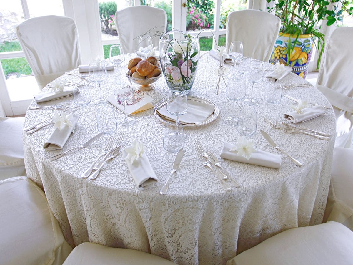 How to Decor Folding Tables for Weddings or Events - The Seat Co. Blog